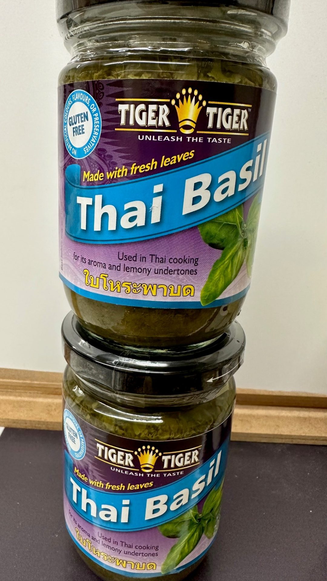 Thai Basil 200ml - The Spiceworks | Online Wholesale Dried Herbs And Spices